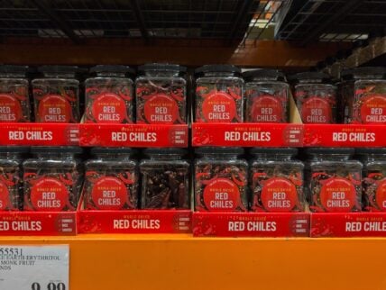 Olde Thompson Whole Red Chiles